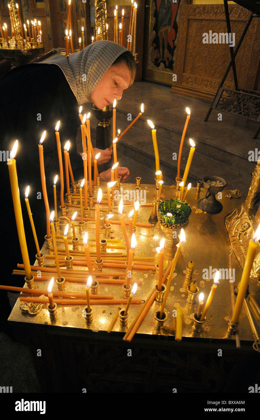 Candles orthodox church hi-res stock photography and images - Alamy