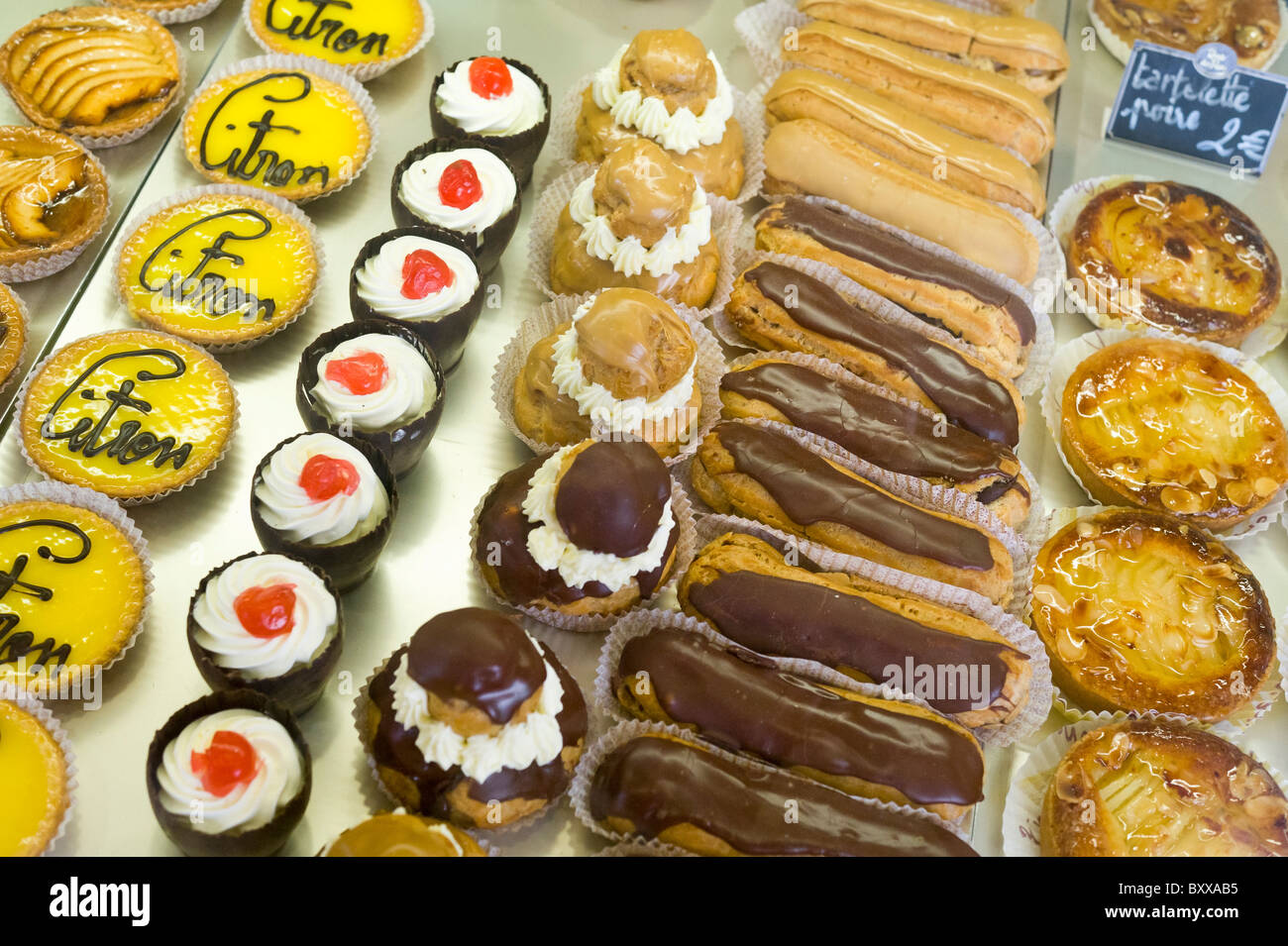 French Fancies High Resolution Stock Photography and Images - Alamy