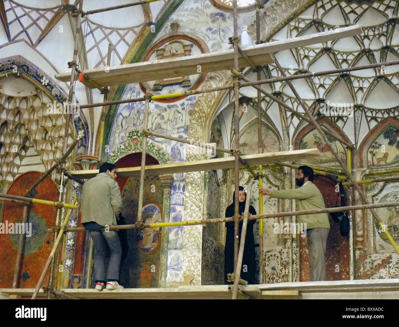 Traditional iranian house hi-res stock photography and images - Alamy