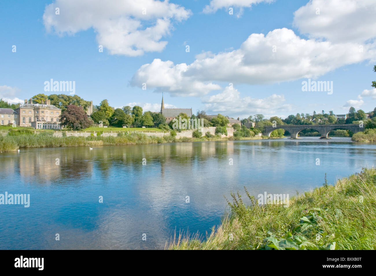 River Tweed at Kelso Scottish Borders Scotland Stock Photo - Alamy