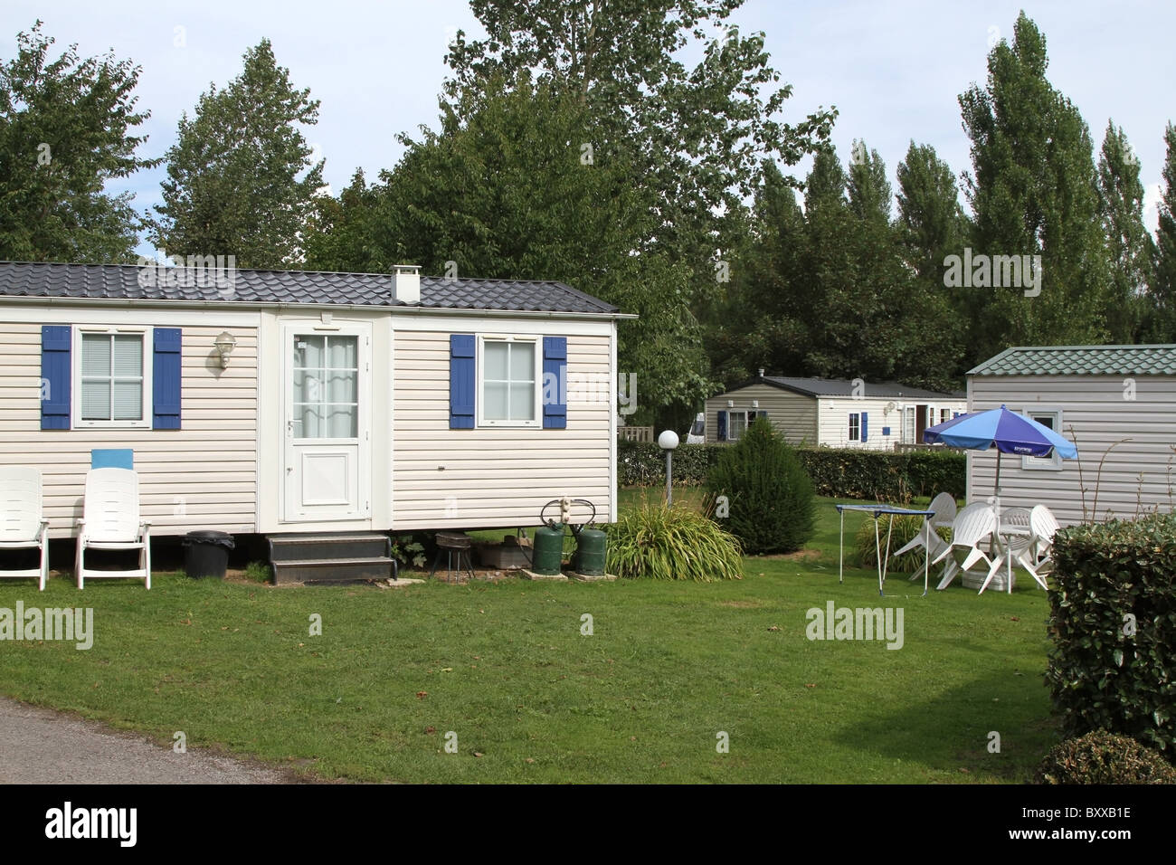 Static holiday home on a caravan park Stock Photo - Alamy