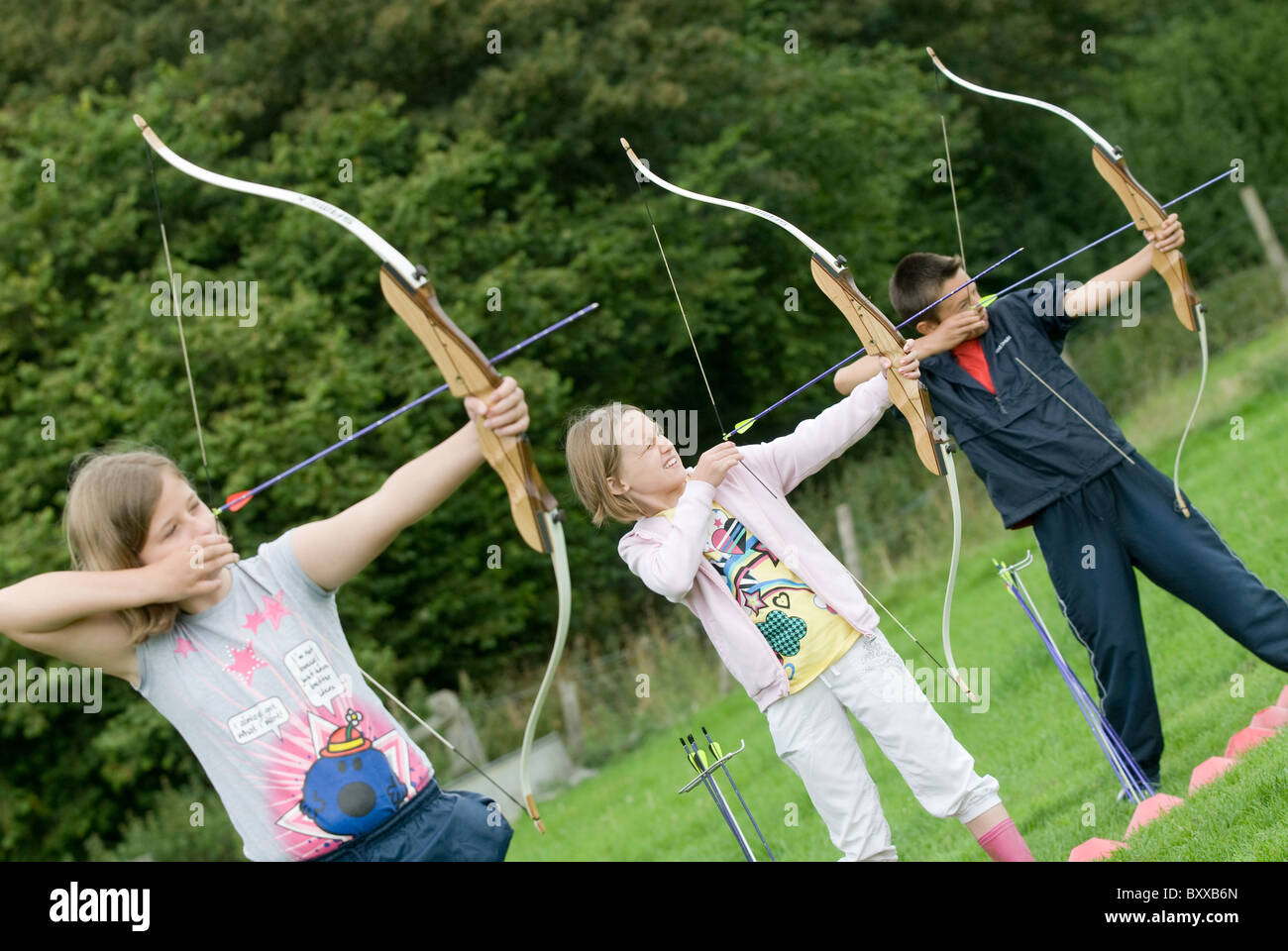 Arrow shoots hi-res stock photography and images - Alamy