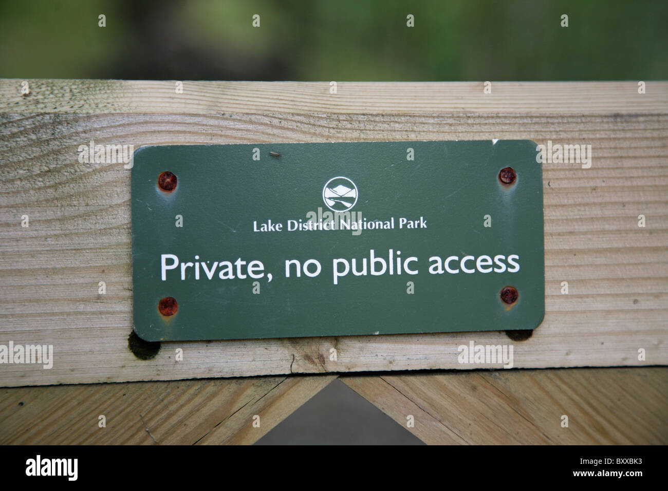 Private sign public hi-res stock photography and images - Alamy