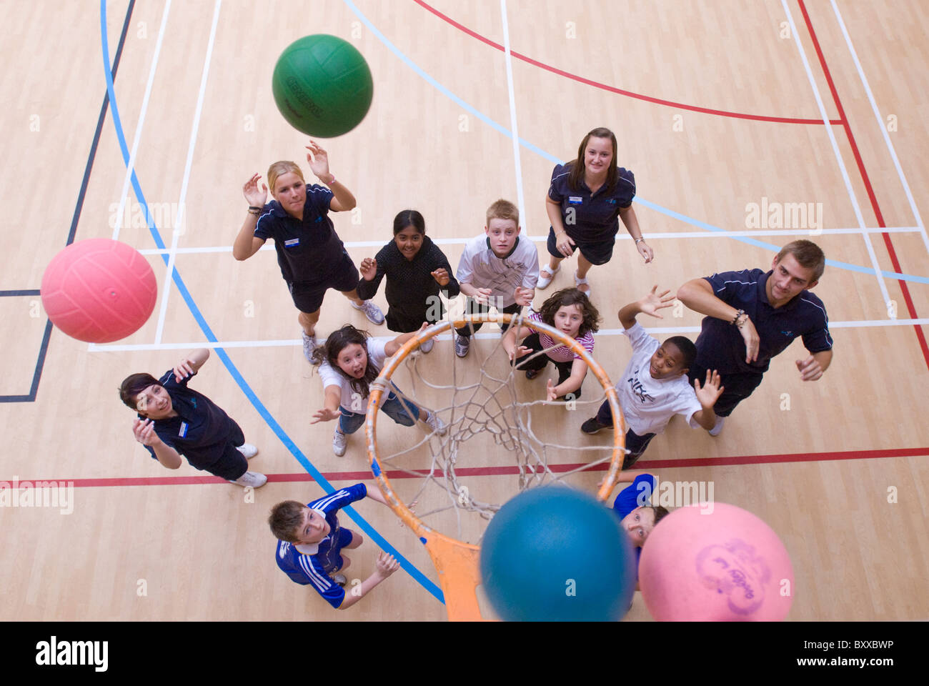 Basketball Teen Boy Girl Stock Photos & Basketball Teen Boy Girl Stock ...