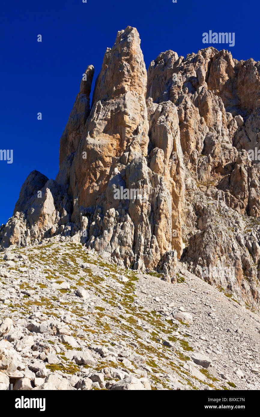 Limestone mountains at Fuente De in the Picos de Europa National Park ...