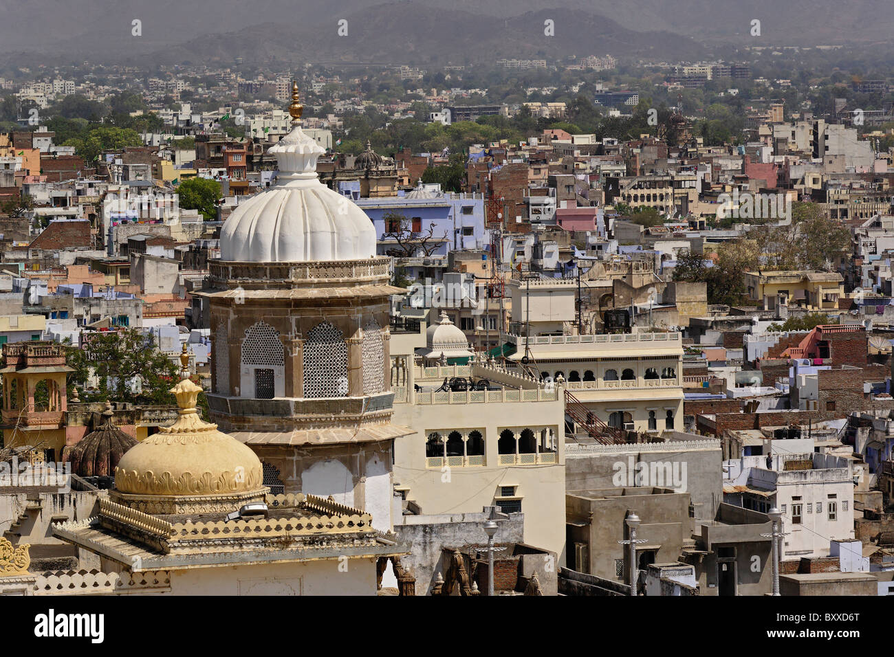 Udaipur valley hi-res stock photography and images - Alamy