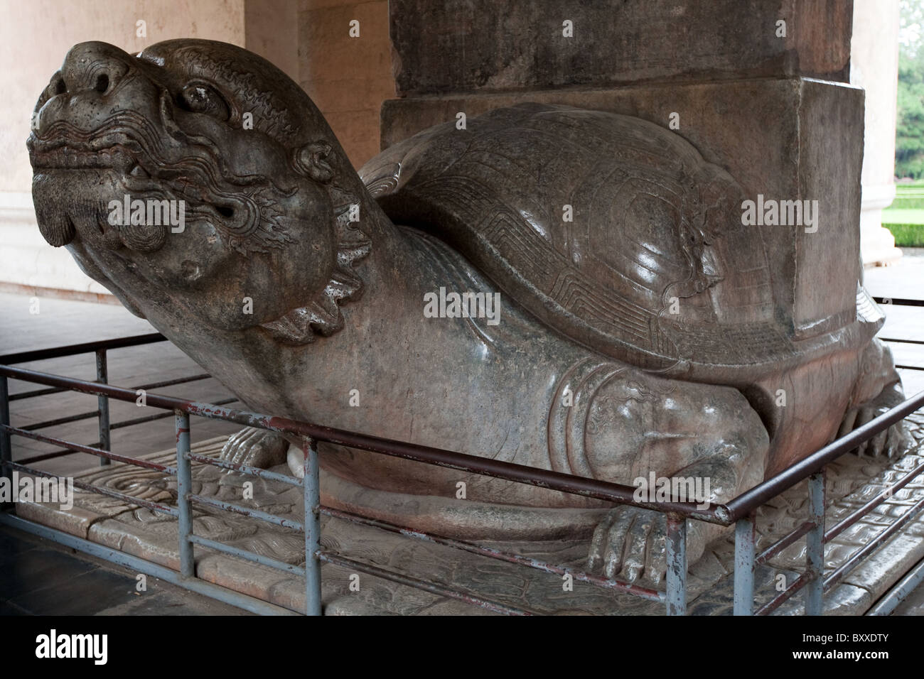 The shengong shengde stele pavilion hi-res stock photography and images ...