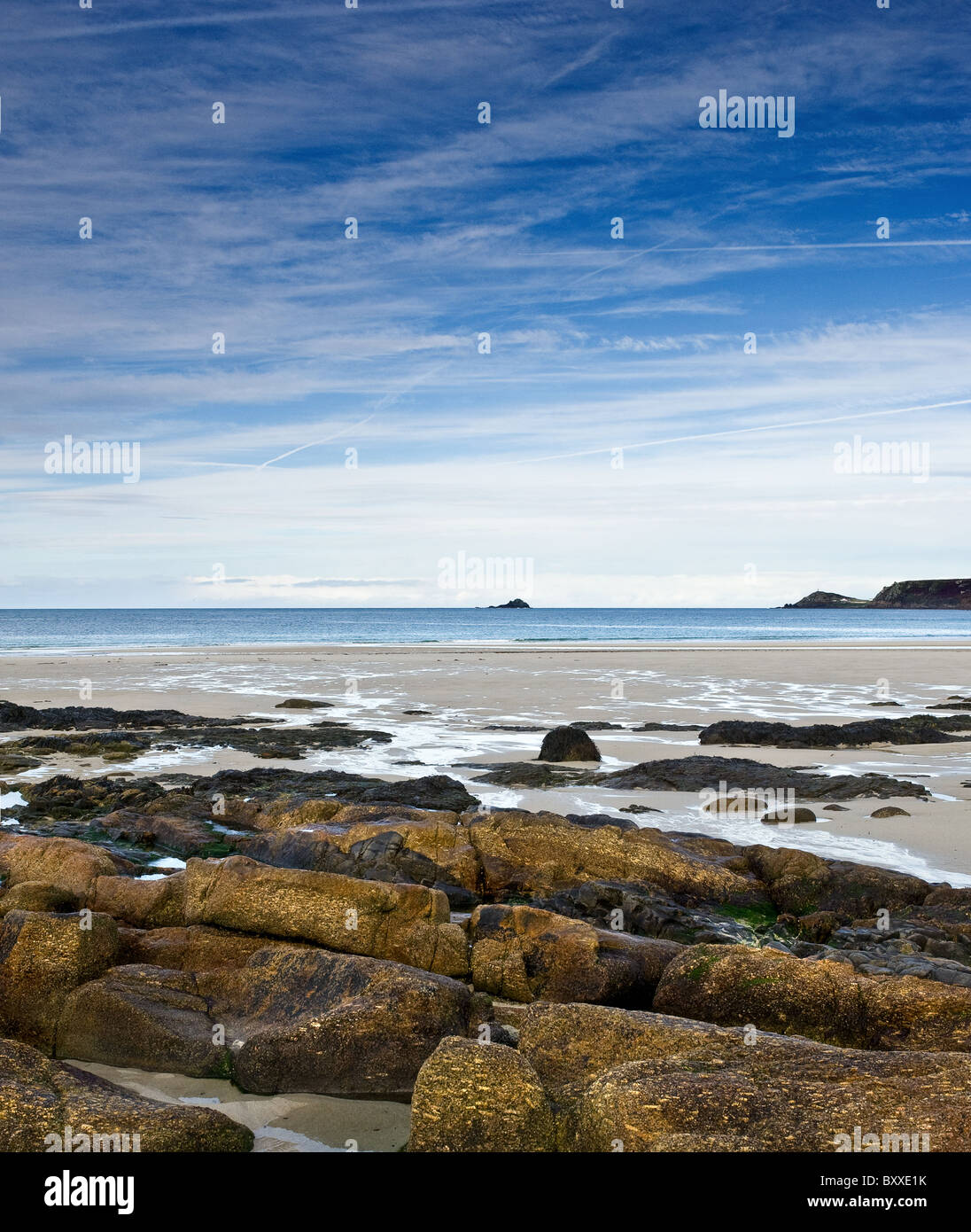 Low tide at Sennen in Cornwall Stock Photo - Alamy