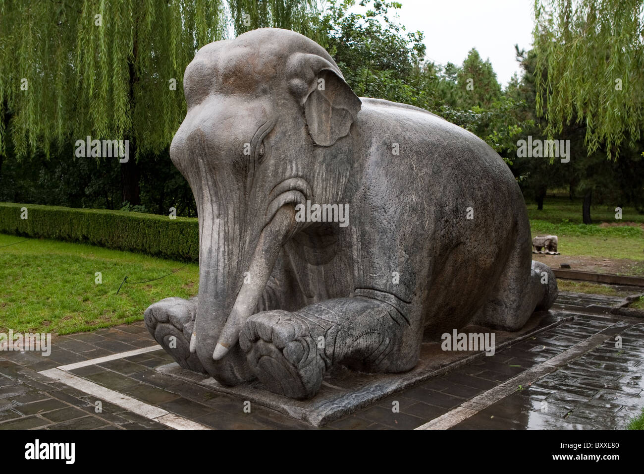 Chinese mythology elephant hi-res stock photography and images - Alamy