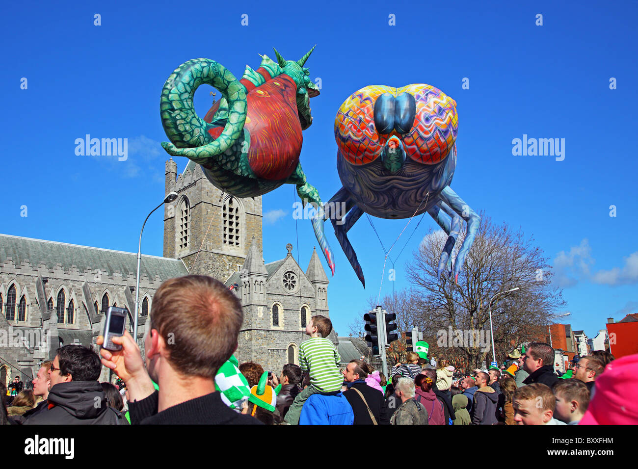 Dragon skyline hi-res stock photography and images - Alamy
