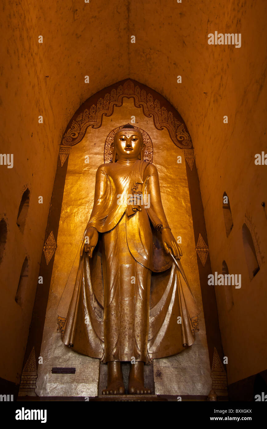 Buddha Statue in the Ananda Temple, Bagan Stock Photo - Alamy