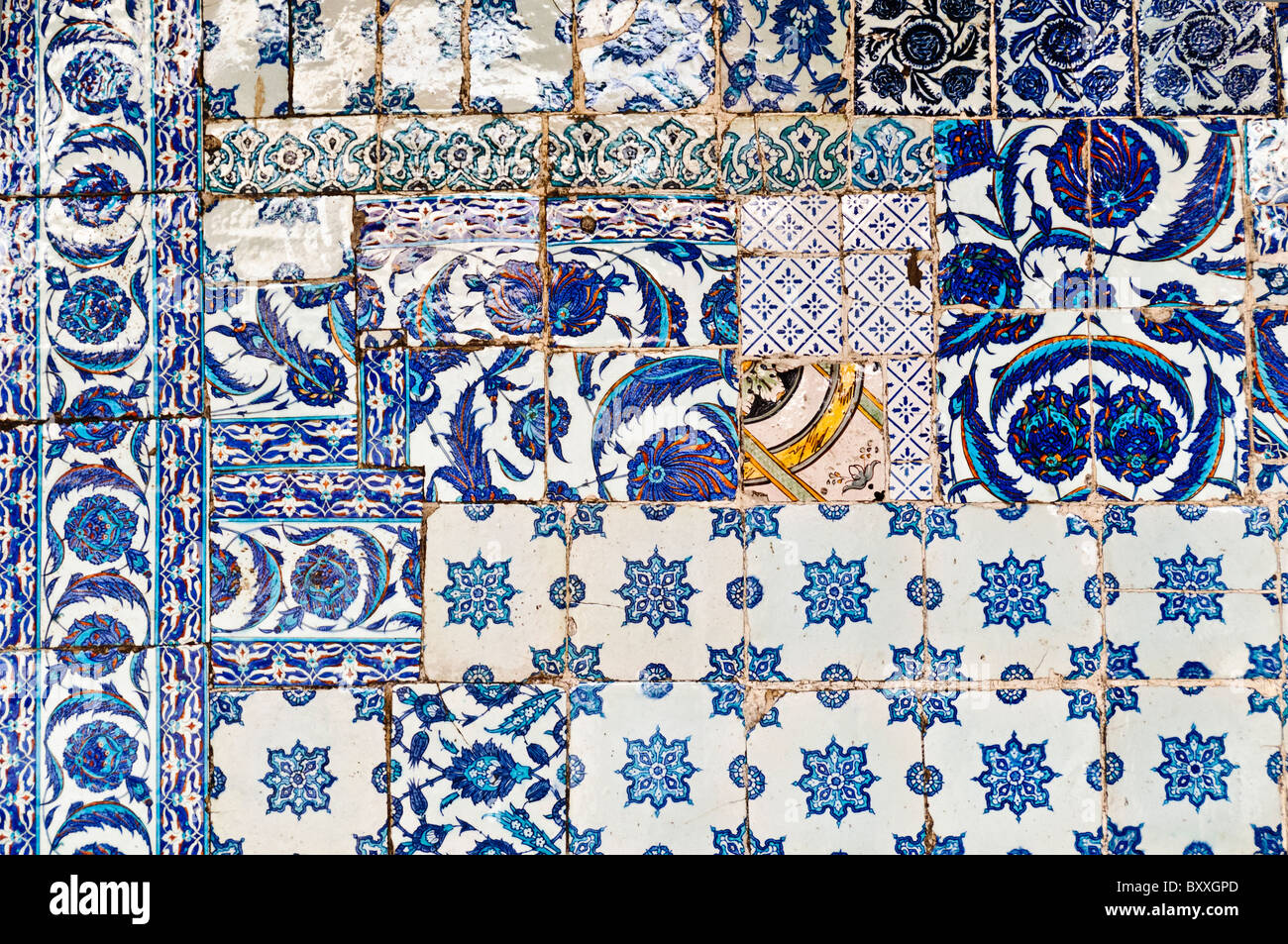 Rustem pasha mosque istanbul tiles hi-res stock photography and images ...