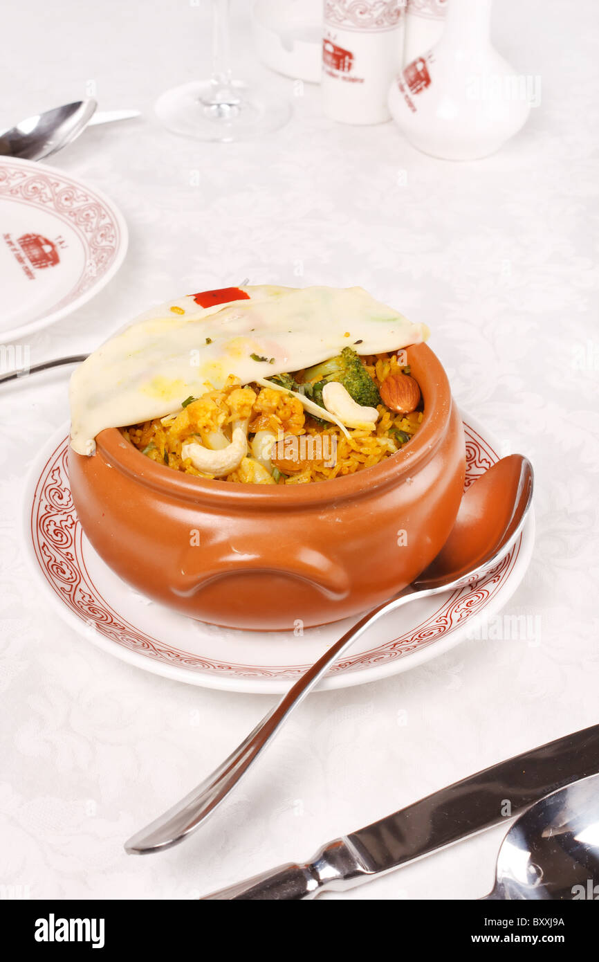 Cashew nut rice hi-res stock photography and images - Alamy