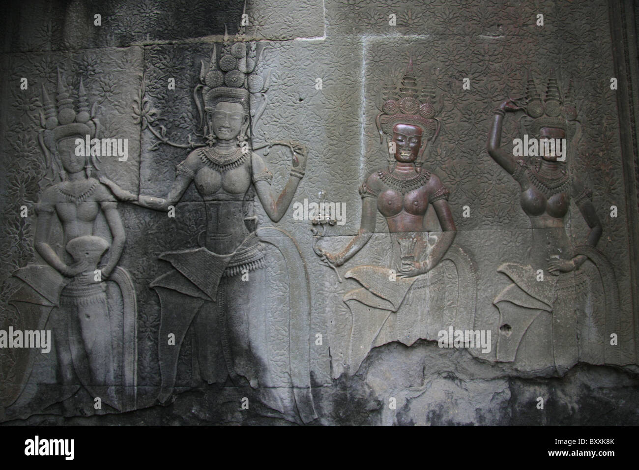 Devatas in Angkor Wat, Siem Reap, Cambodia Stock Photo - Alamy