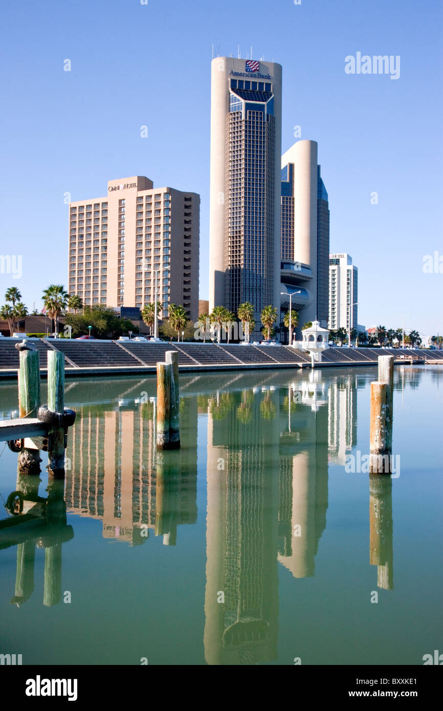 Hotels high rise buildings hi-res stock photography and images - Alamy
