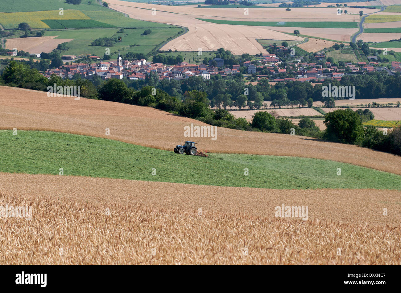 Tractor and landscapes hi-res stock photography and images - Alamy