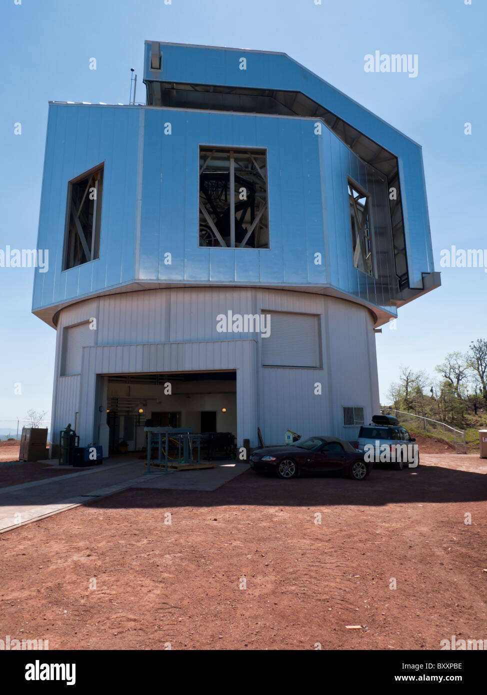 Discover channel telescope hi-res stock photography and images - Alamy