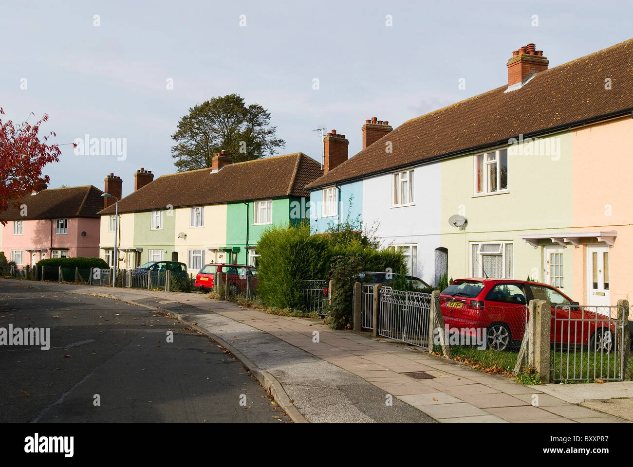 Terraced housing 1950s hi-res stock photography and images - Alamy