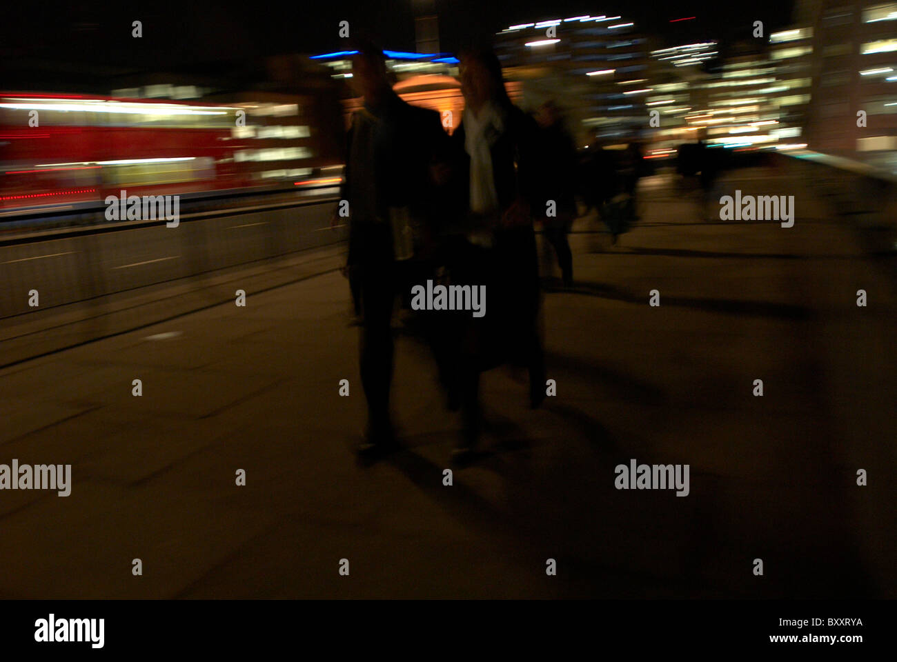 Office night commuters england hi-res stock photography and images - Alamy