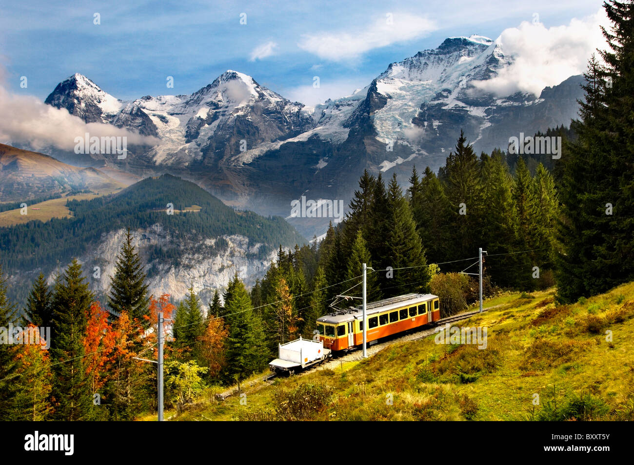 Murren train hi-res stock photography and images - Alamy