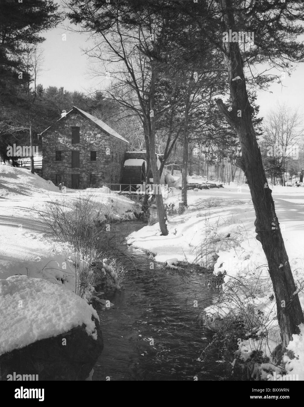 Gristmill winter hi-res stock photography and images - Alamy