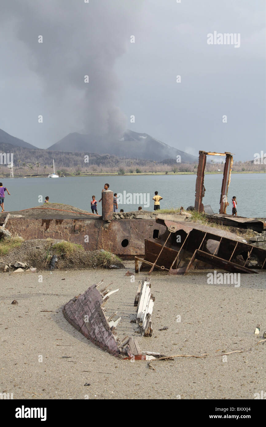 Rabaul hi-res stock photography and images - Alamy