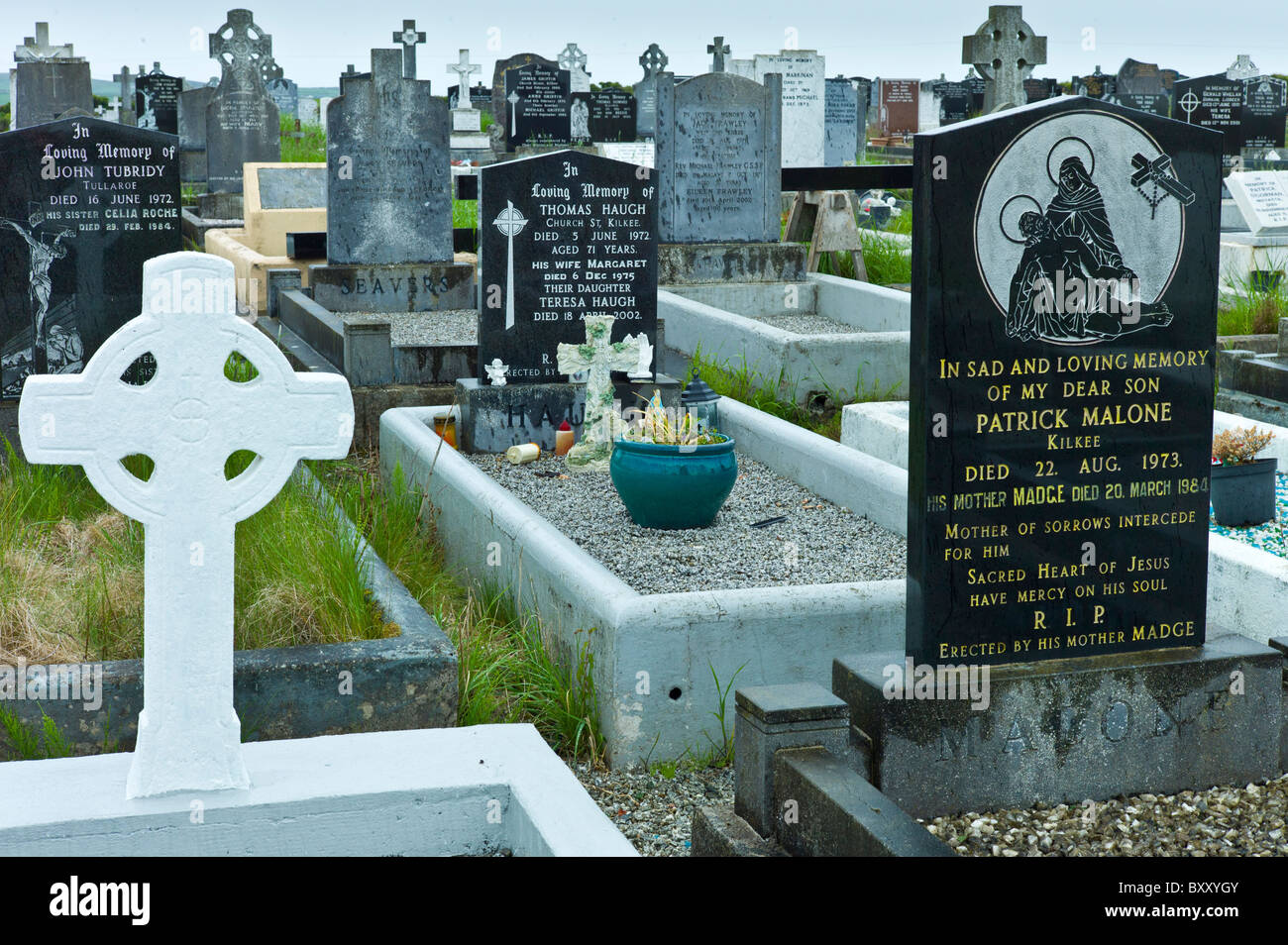 Graves at Lisdeen christian graveyard near Kilkee, County Clare, West ...
