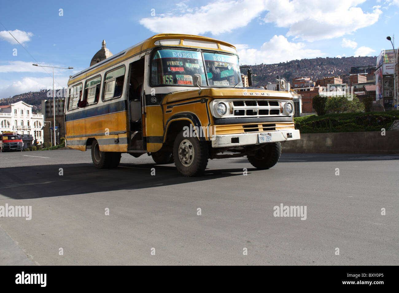 Dodge bus hi-res stock photography and images - Alamy