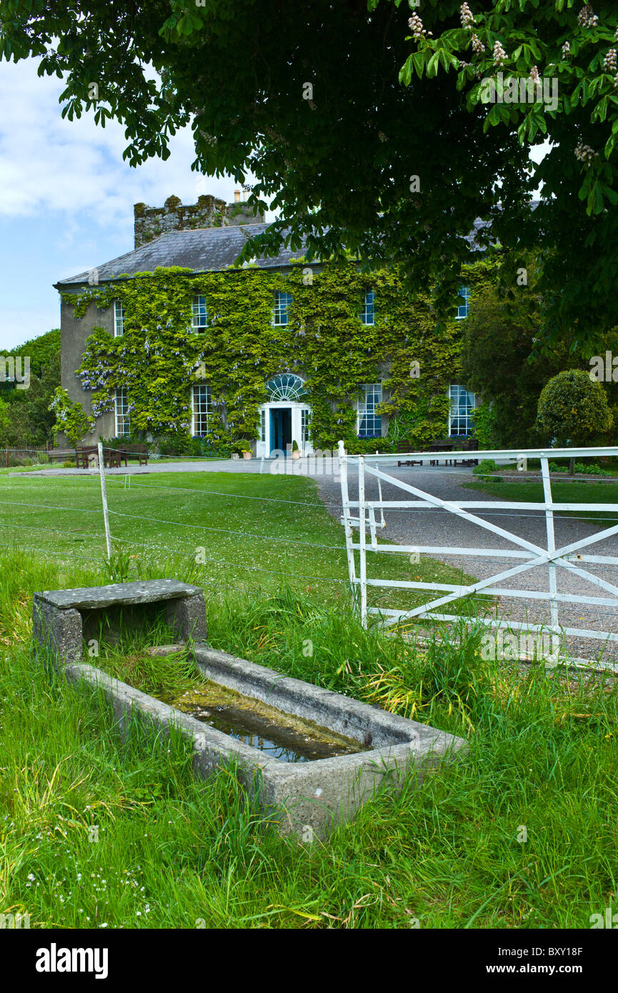 The famous Ballymaloe House Hotel and Cookery School, Shanagarry ...