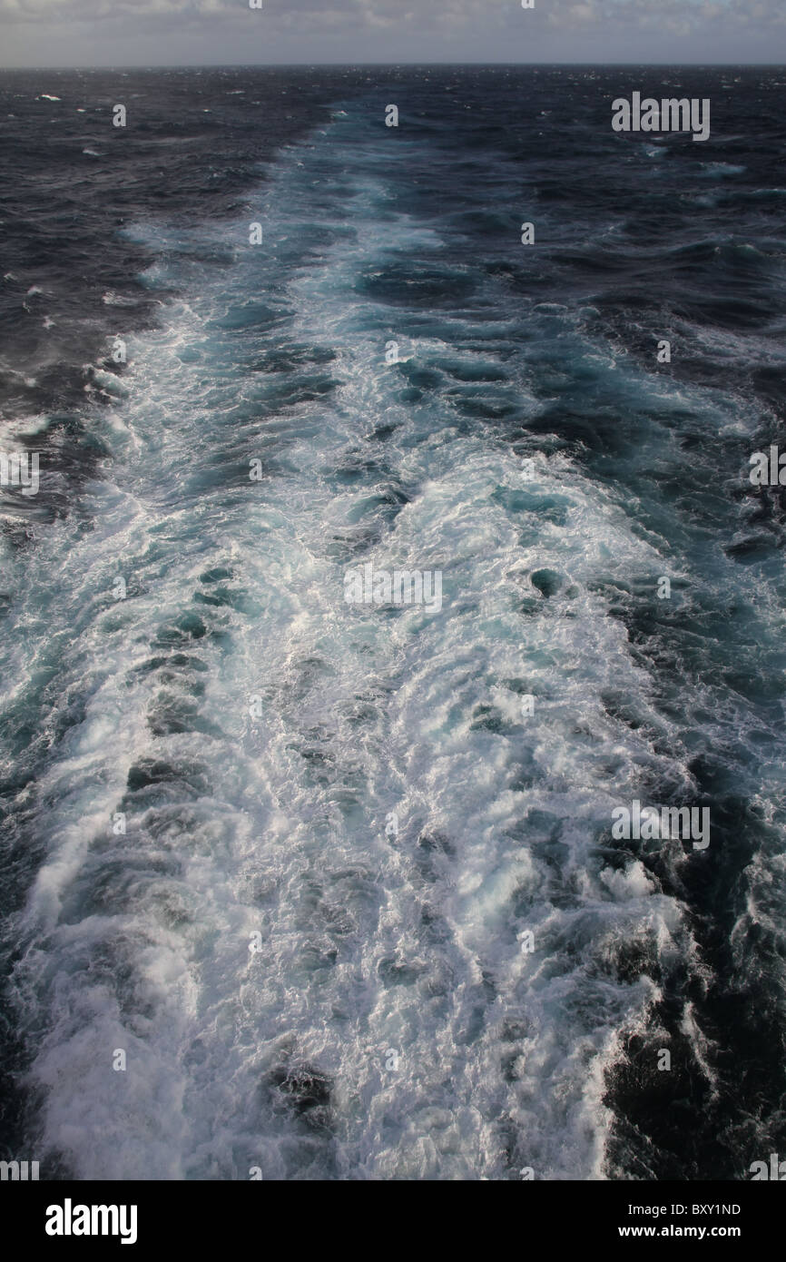 Looking at the Atlantic Ocean from the aft deck of a cruiseship Stock ...