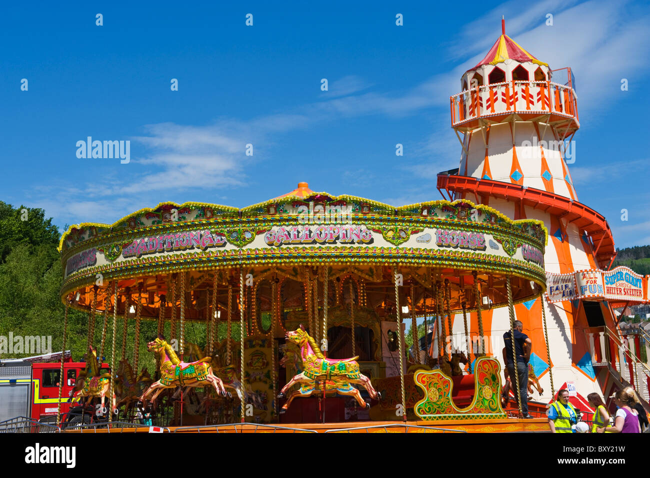 Fun fair roundabout hi-res stock photography and images - Alamy