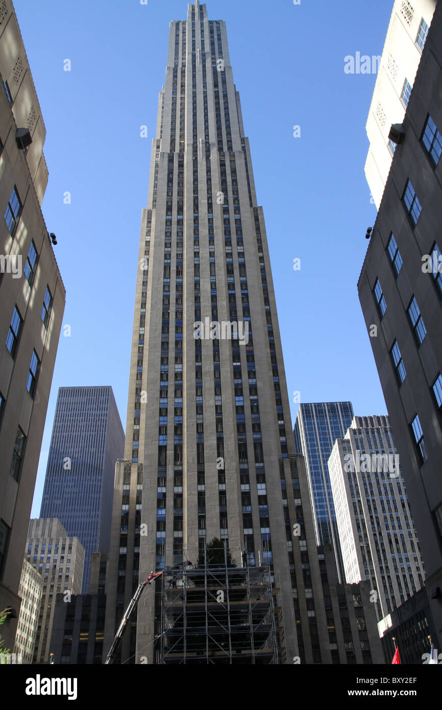 The Chrysler Building in New York, an Art Deco skyscraper in New York ...