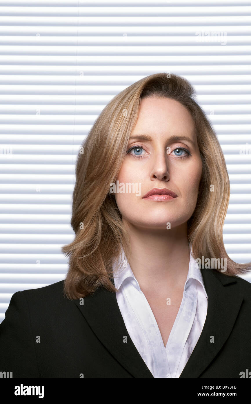 Female detective hi-res stock photography and images - Alamy