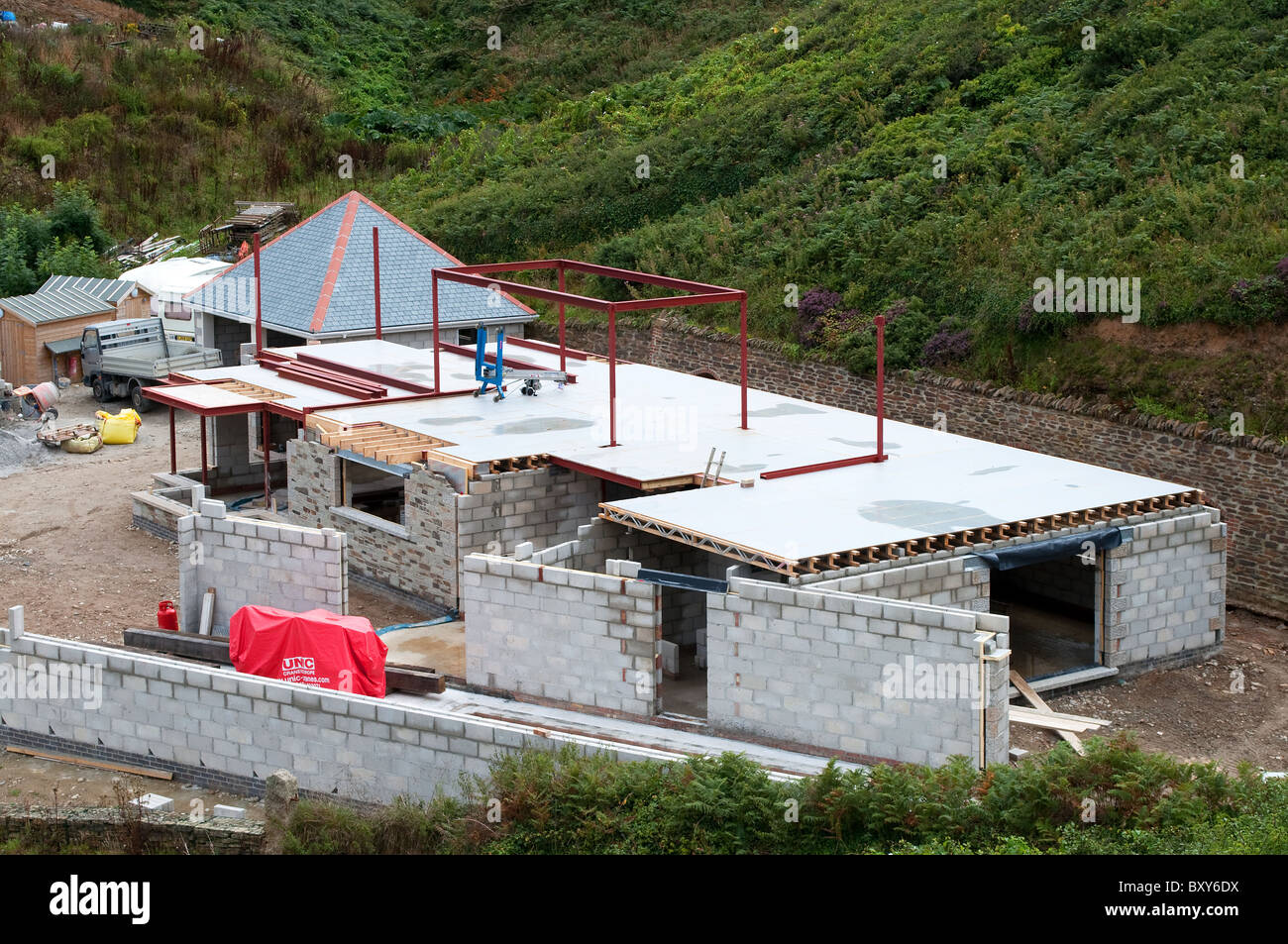 Construction site walls hi-res stock photography and images - Alamy