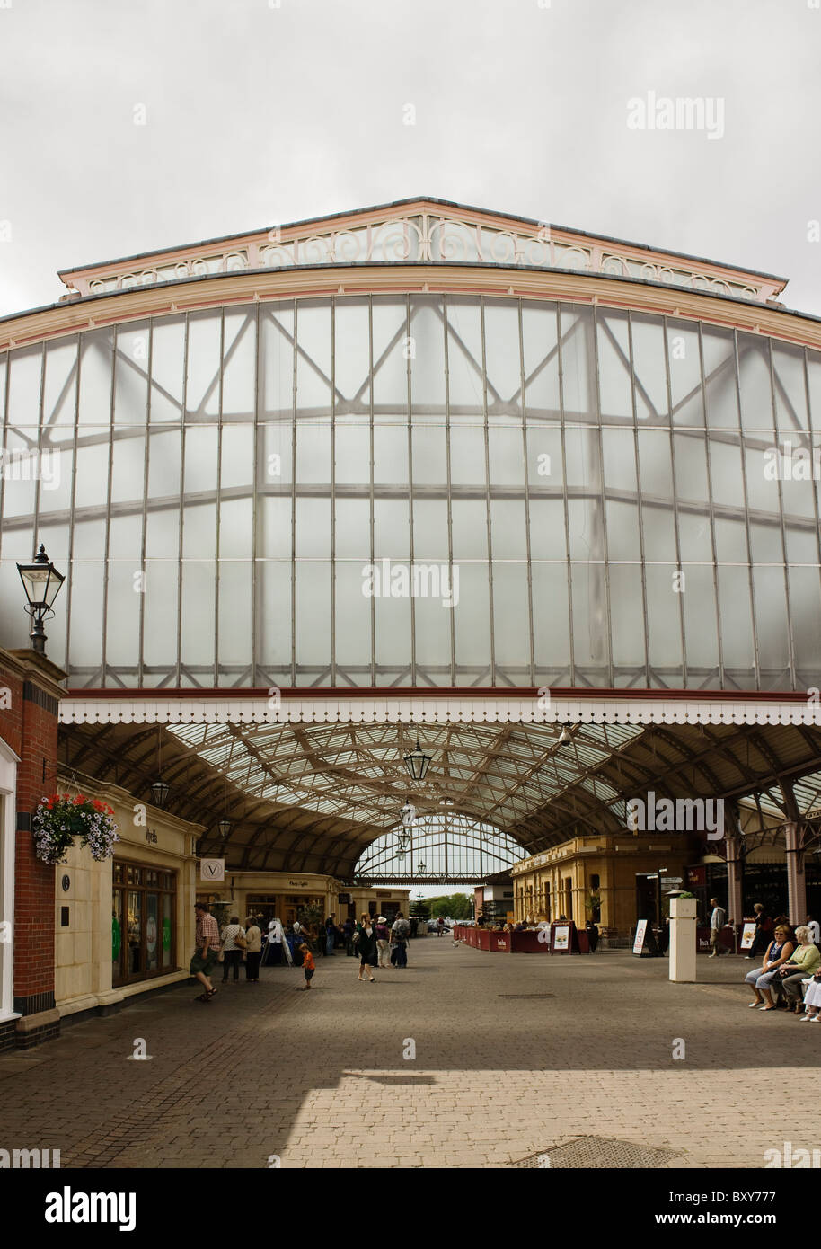 Windsor and Eton Central Station, Berkshire. 1895-7, typical Great ...
