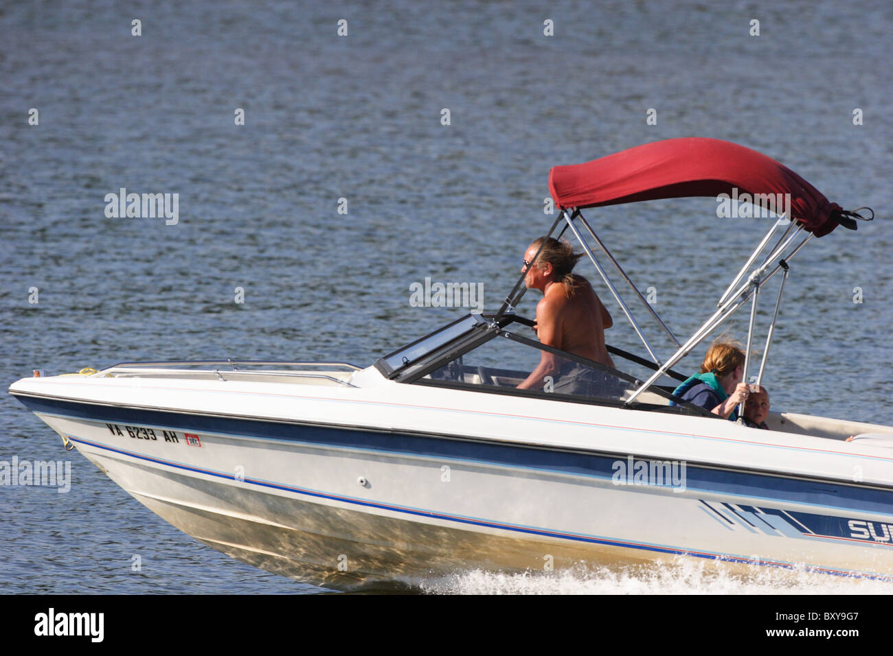 People boating on James River, Richmond, Virginia 2010 Stock Photo - Alamy