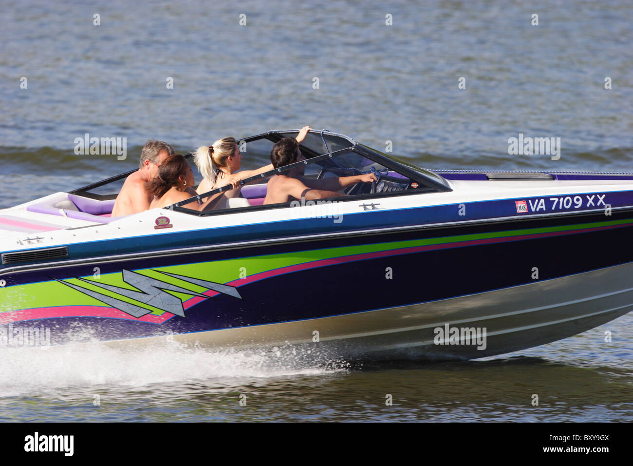 People boating on James River, Richmond, Virginia 2010 Stock Photo - Alamy