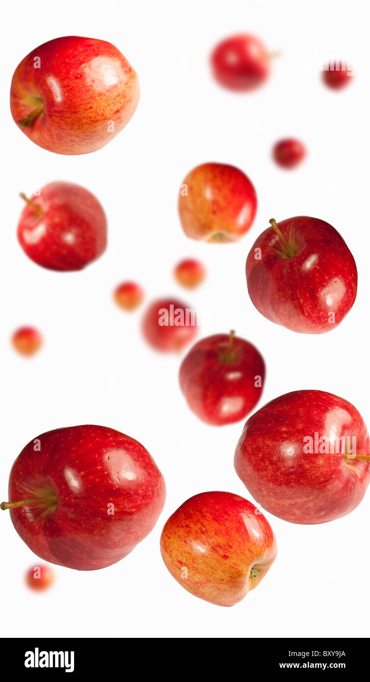 Falling apple hi-res stock photography and images - Alamy