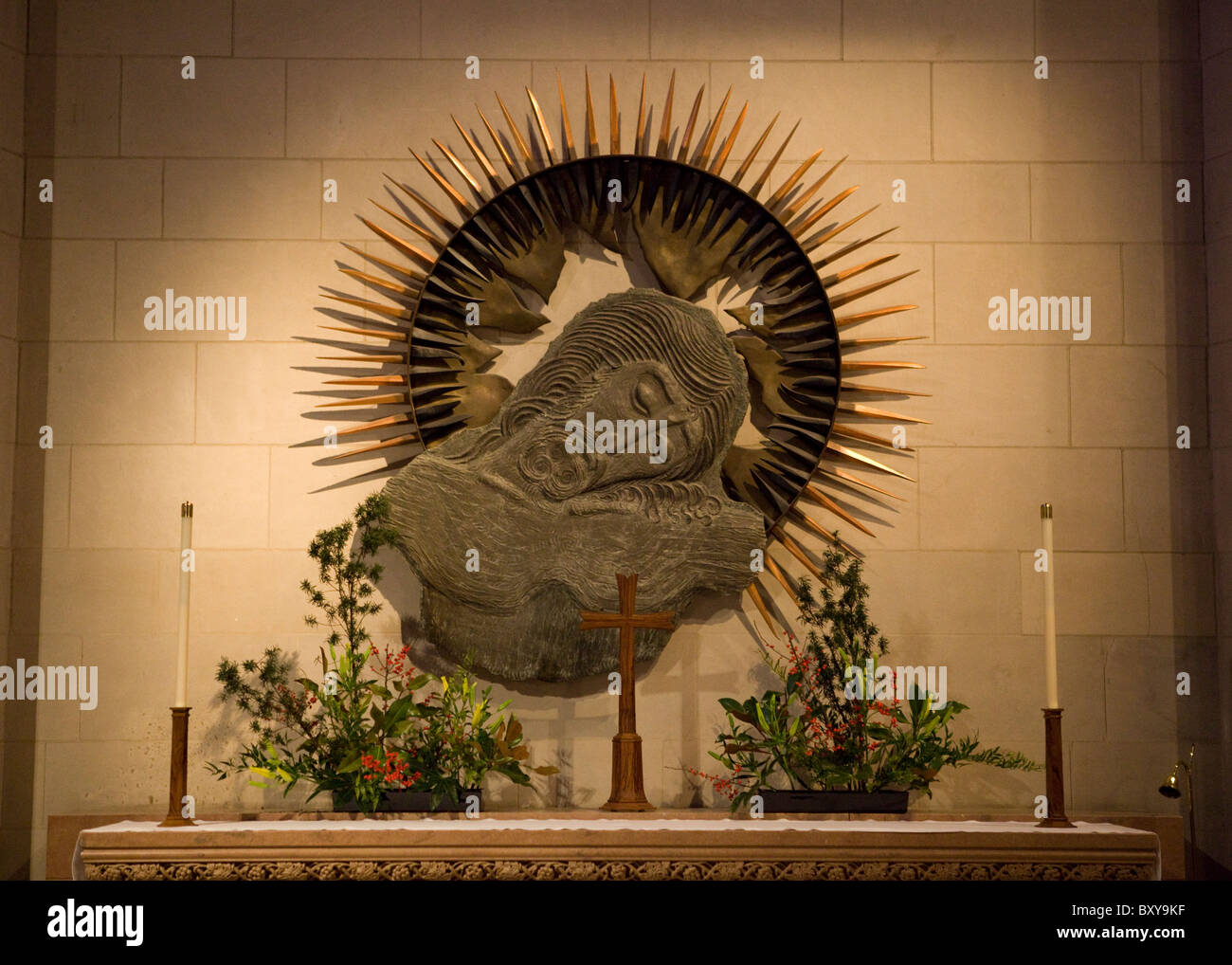 Relief sculpture of Jesus Christ in Washington National Cathedral ...