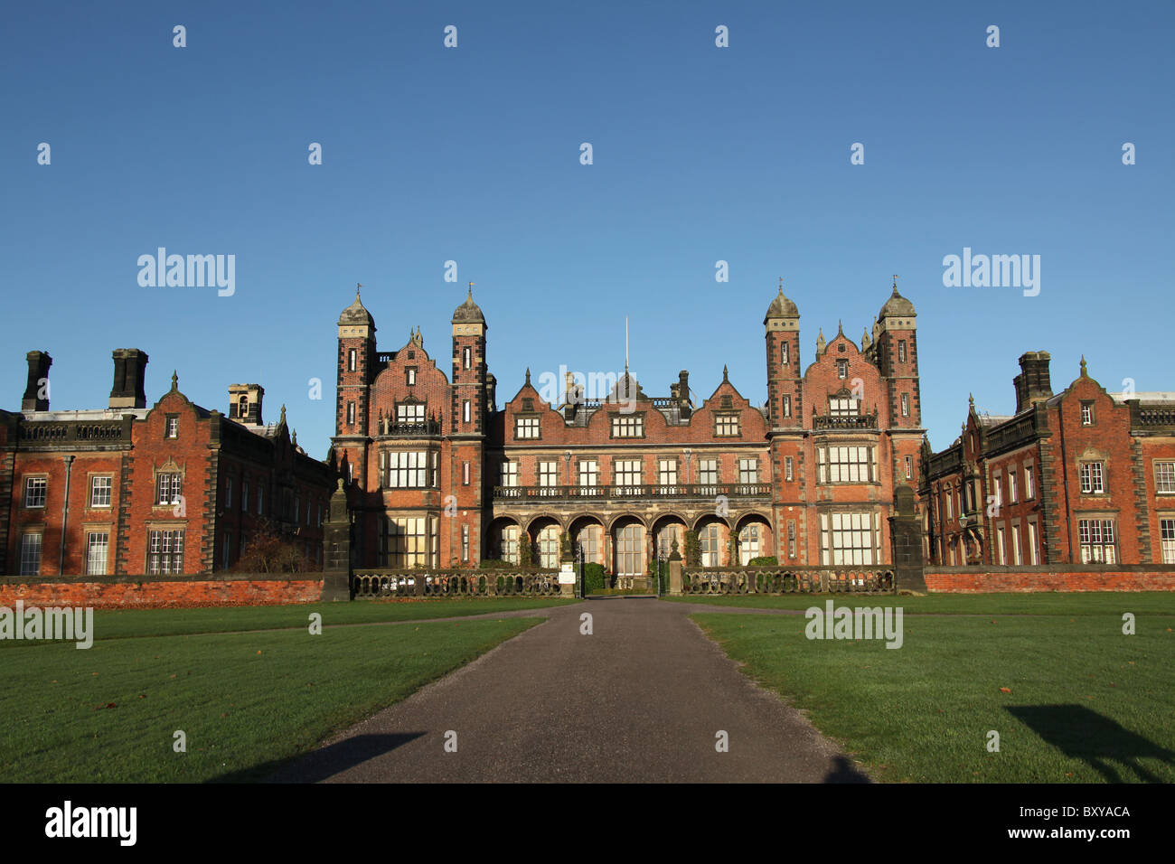 Capesthorne hall gardens hi-res stock photography and images - Alamy