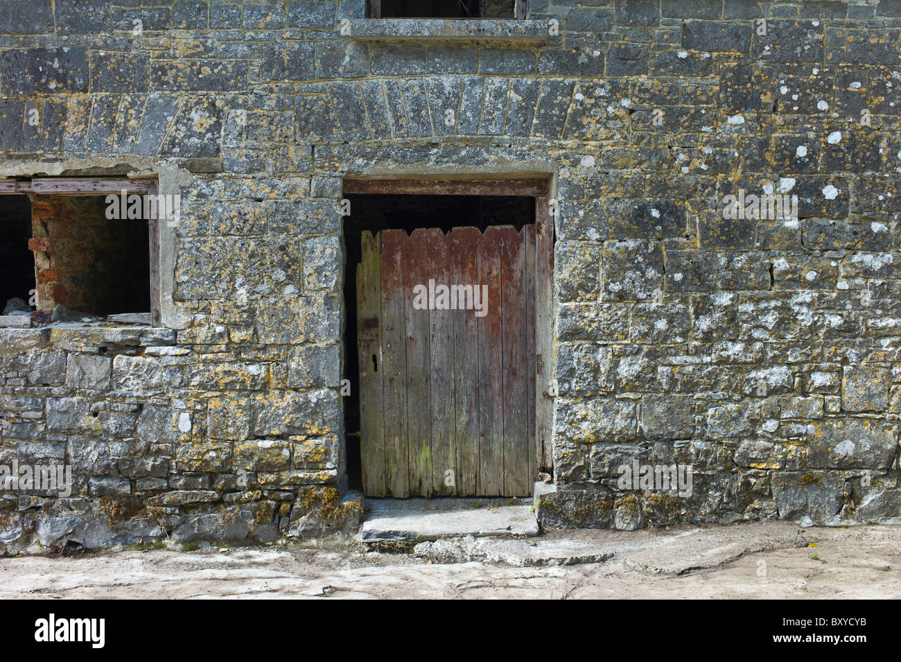 Irish barn door hi-res stock photography and images - Alamy