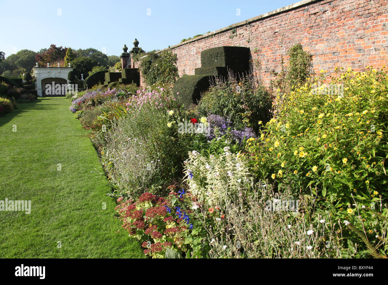 Gardens halls hi-res stock photography and images - Alamy