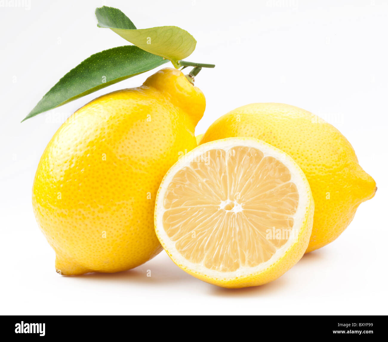 Half a cut lemon hi-res stock photography and images - Alamy