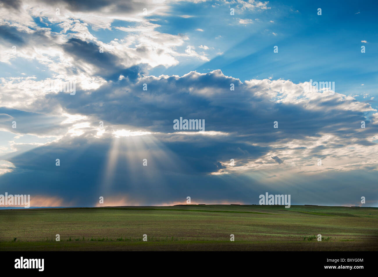 Sunray through clouds hi-res stock photography and images - Alamy