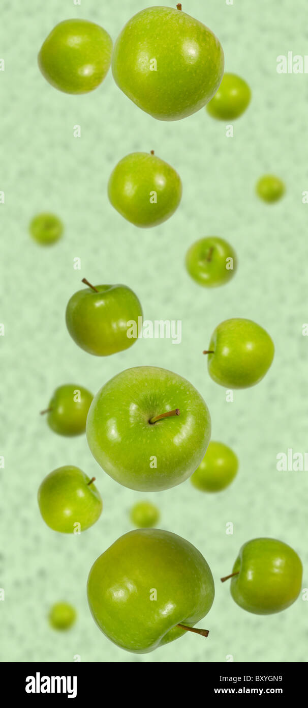 Falling apples hi-res stock photography and images - Alamy