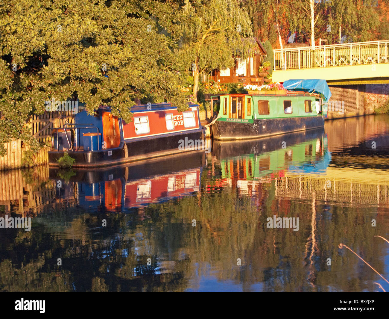 Guildford Canal River Wey Stock Photos & Guildford Canal River Wey ...