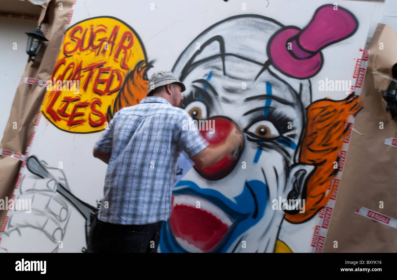 Ronald mcdonald art hi-res stock photography and images - Alamy