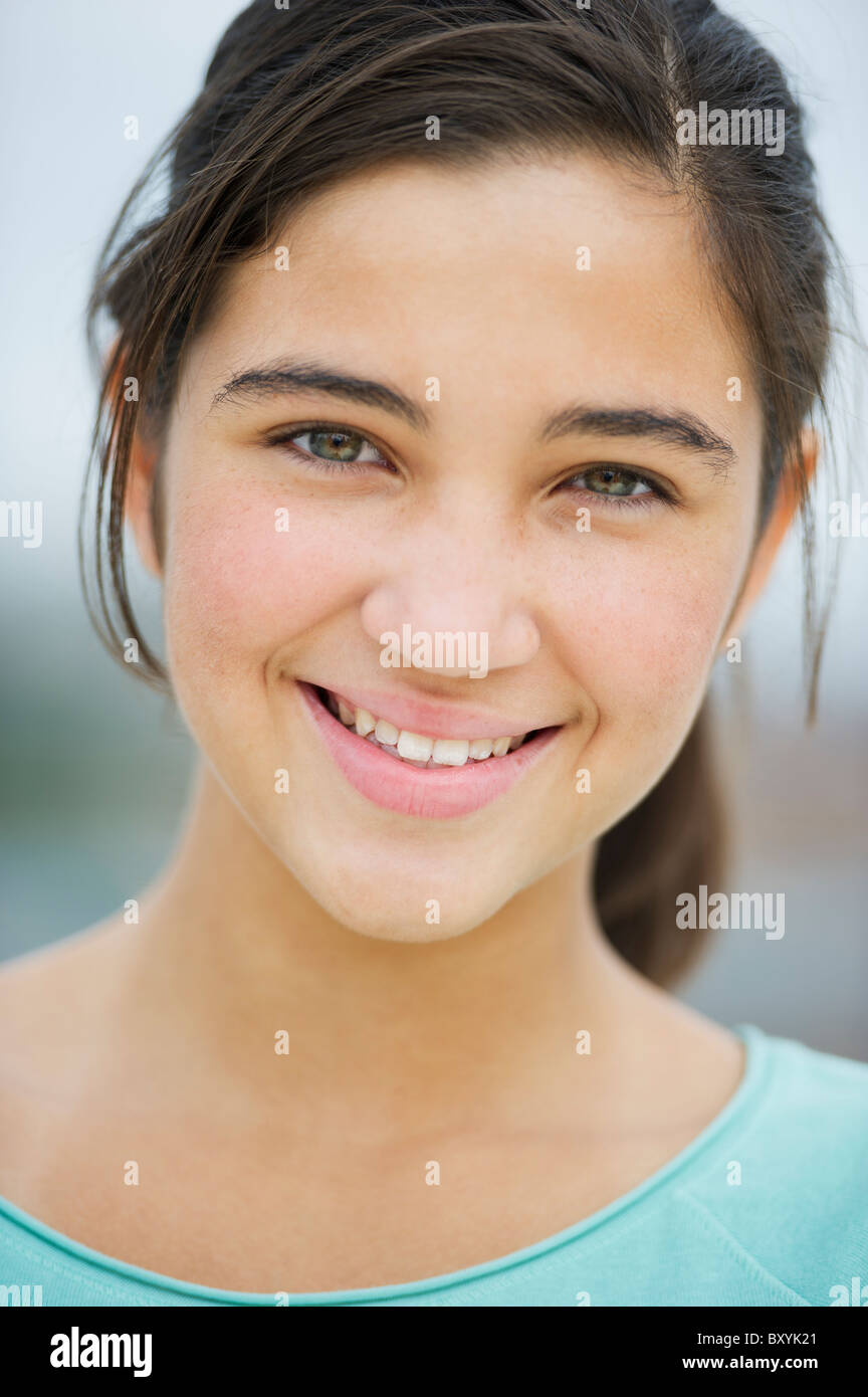 Portrait of girl smiling Stock Photo - Alamy
