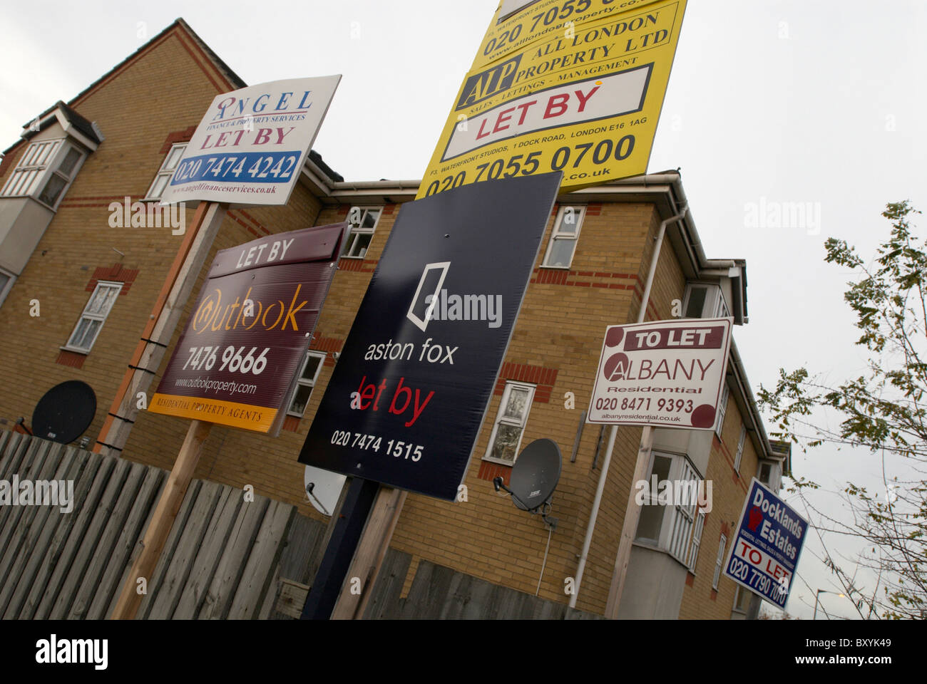 Letting signs UK Stock Photo - Alamy