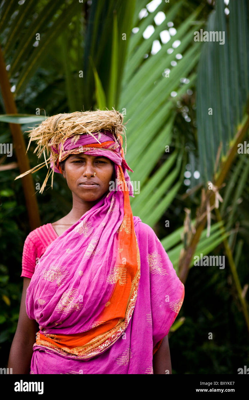Bangladesh woman hi-res stock photography and images - Alamy